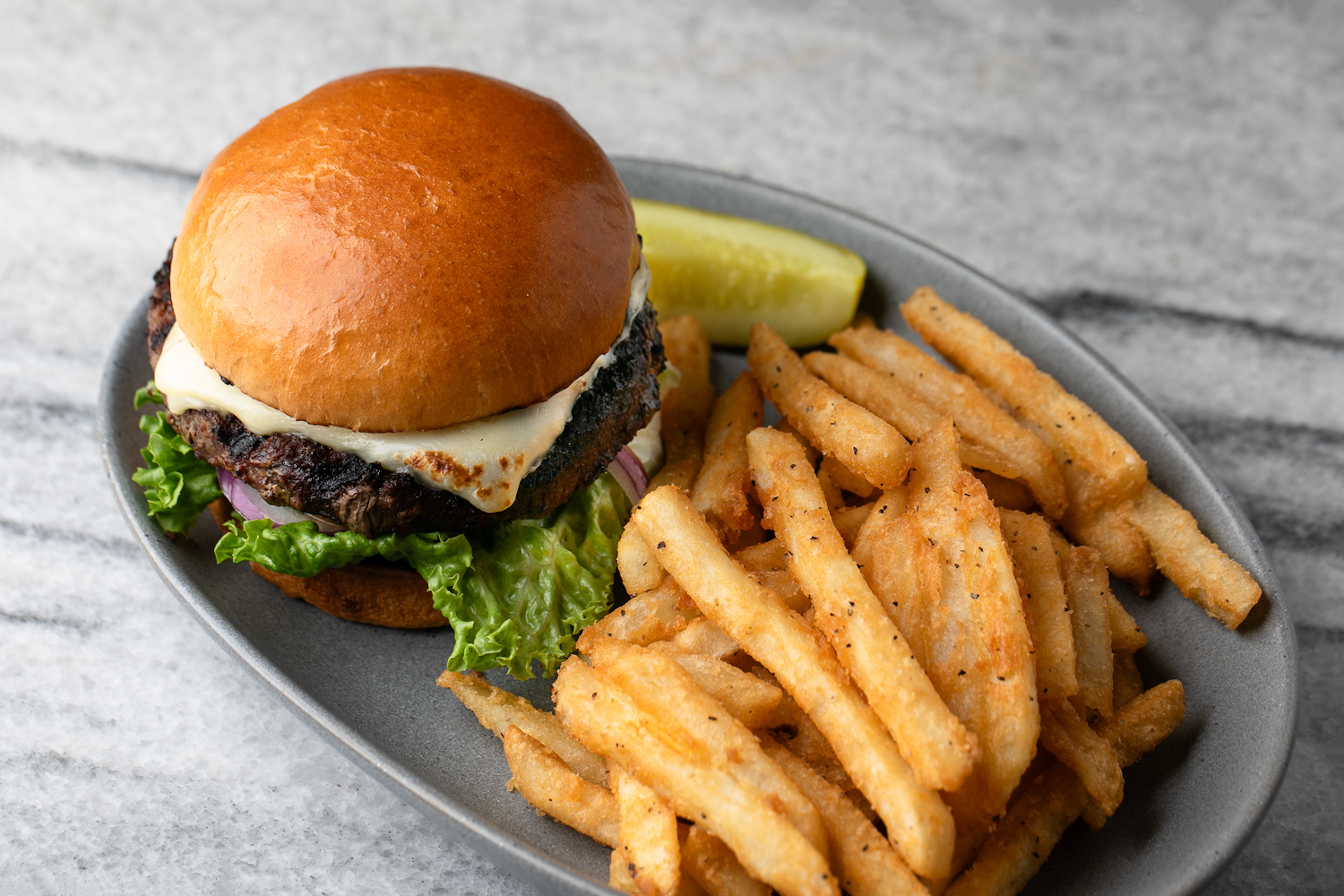 Downtown Atlanta Sports Bar | Nest on Four